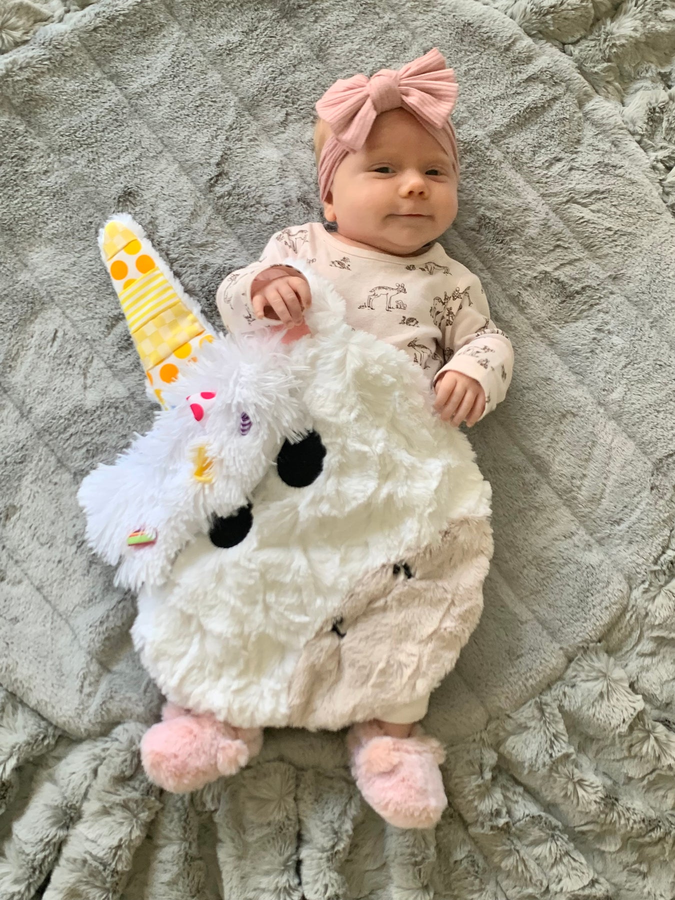 Zella Magical White Unicorn Minky Round Soft Baby Kids Blanket – fuzziedot
